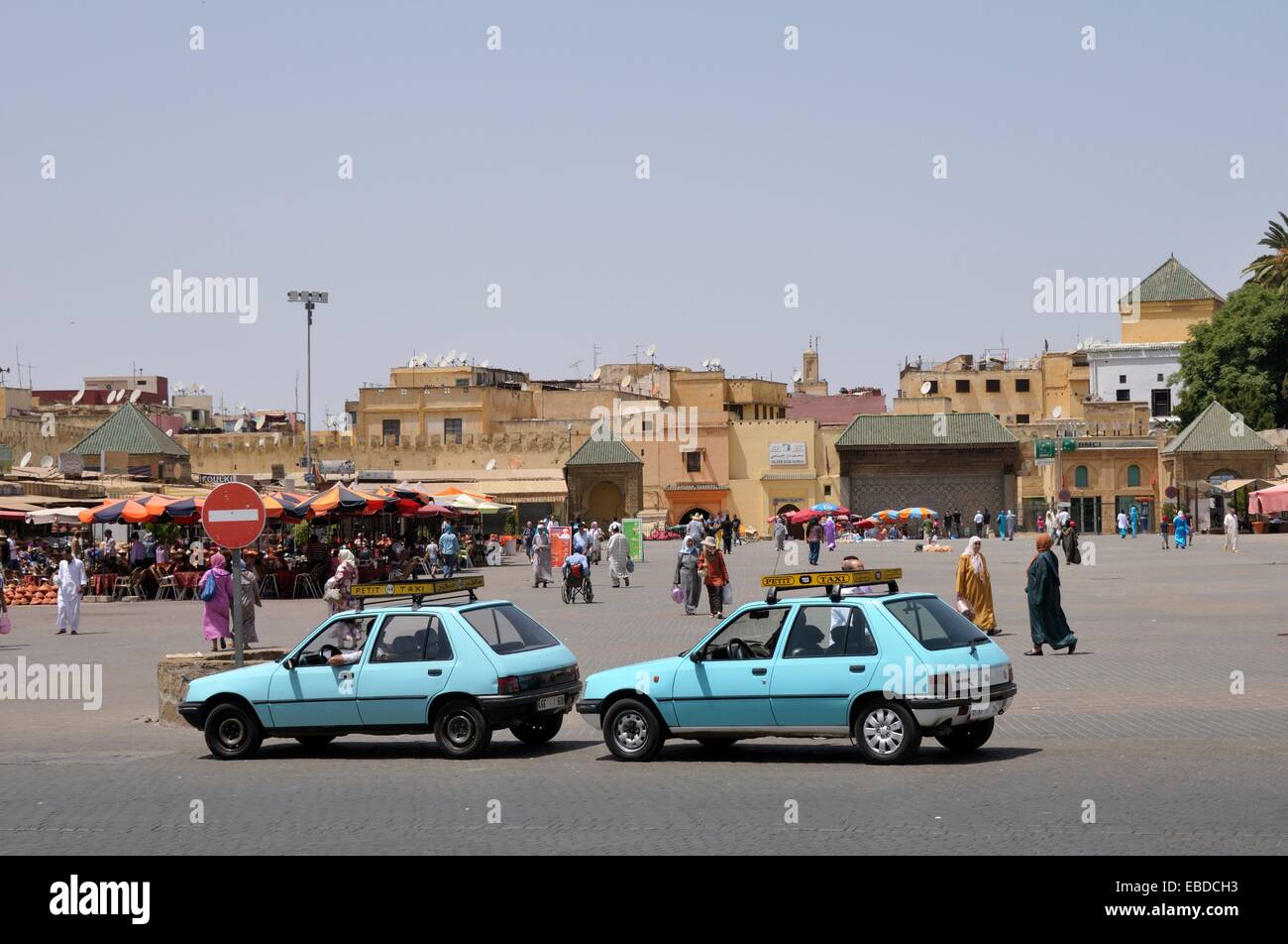 Place lahdim square hi-res stock photography and images - Alamy