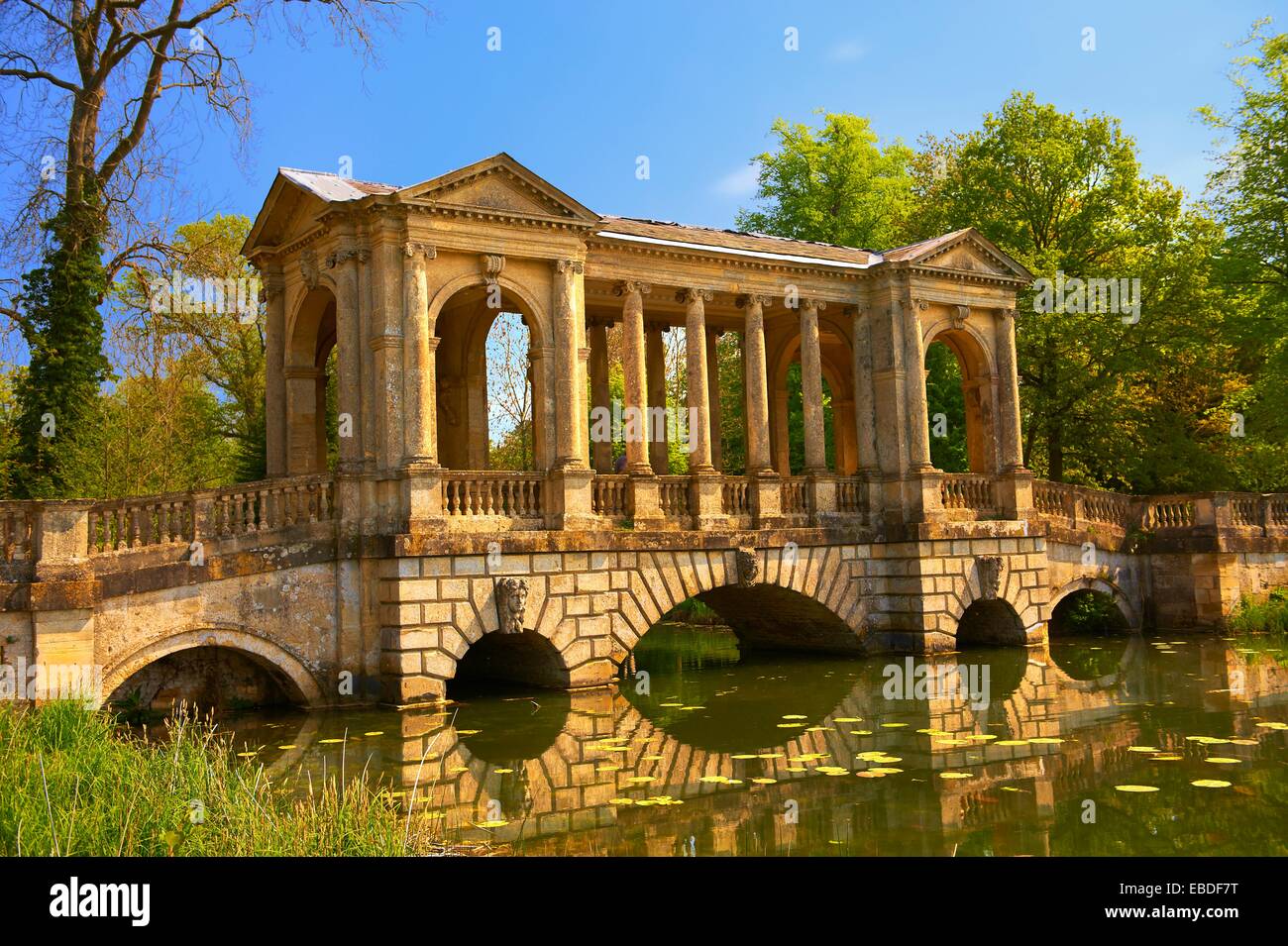 Bridge 1774 hi-res stock photography and images - Alamy