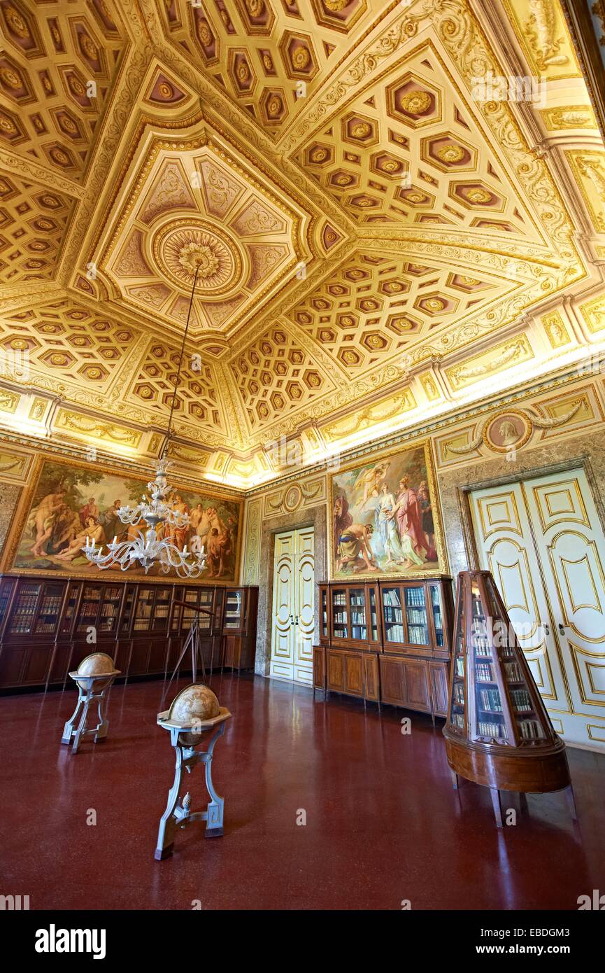 1700s map of world hi-res stock photography and images - Alamy