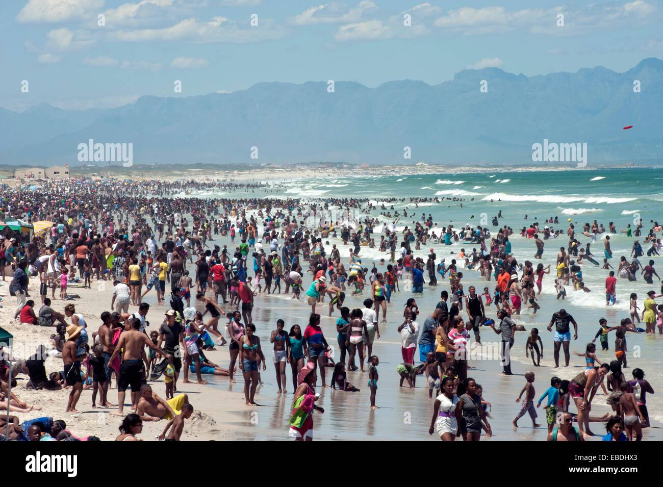 Crowded Beach Cape Town High Resolution Stock Photography and Images ...