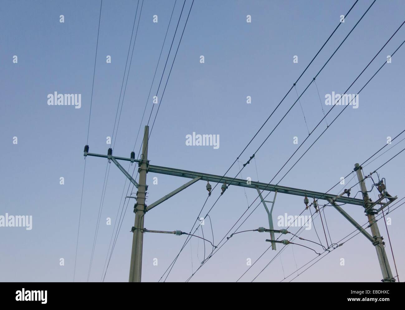 Overhead cables train line hi-res stock photography and images - Alamy