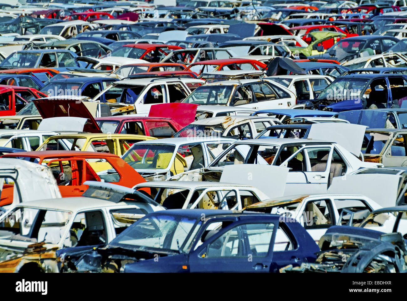 Scrapyard africa hi-res stock photography and images - Alamy