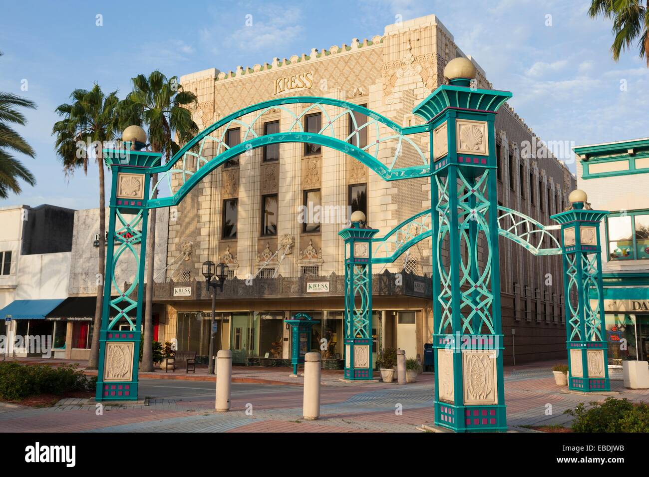 Kress architecture hi-res stock photography and images - Alamy