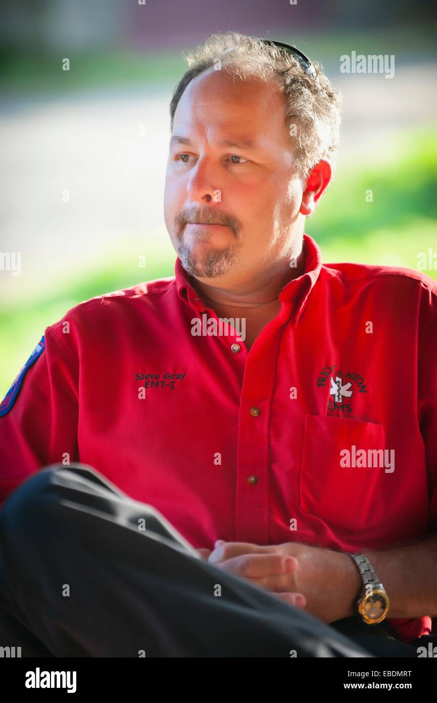 Portrait male emt emergency medical hi-res stock photography and images ...