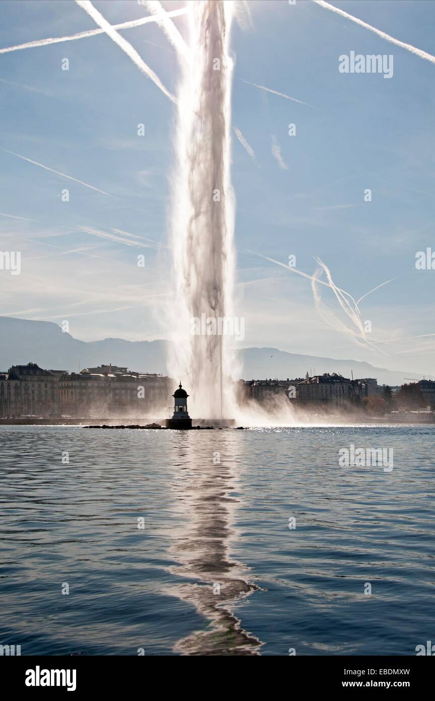 huge famous Jet d´Eau fountain on Lake Geneva Lac Leman powered by jet ...