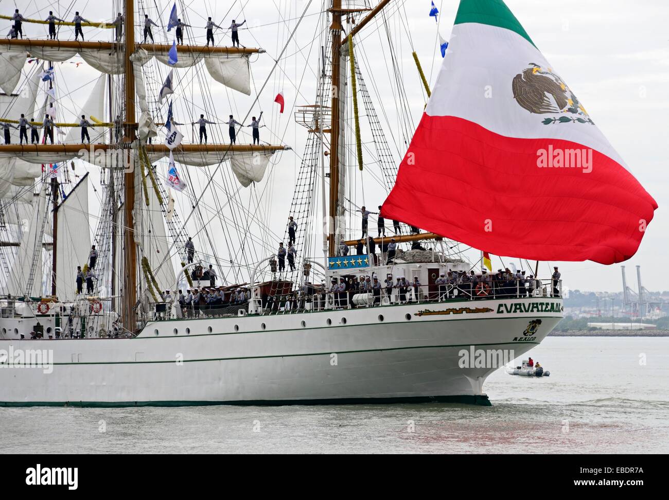 Armada vessels hi-res stock photography and images - Alamy