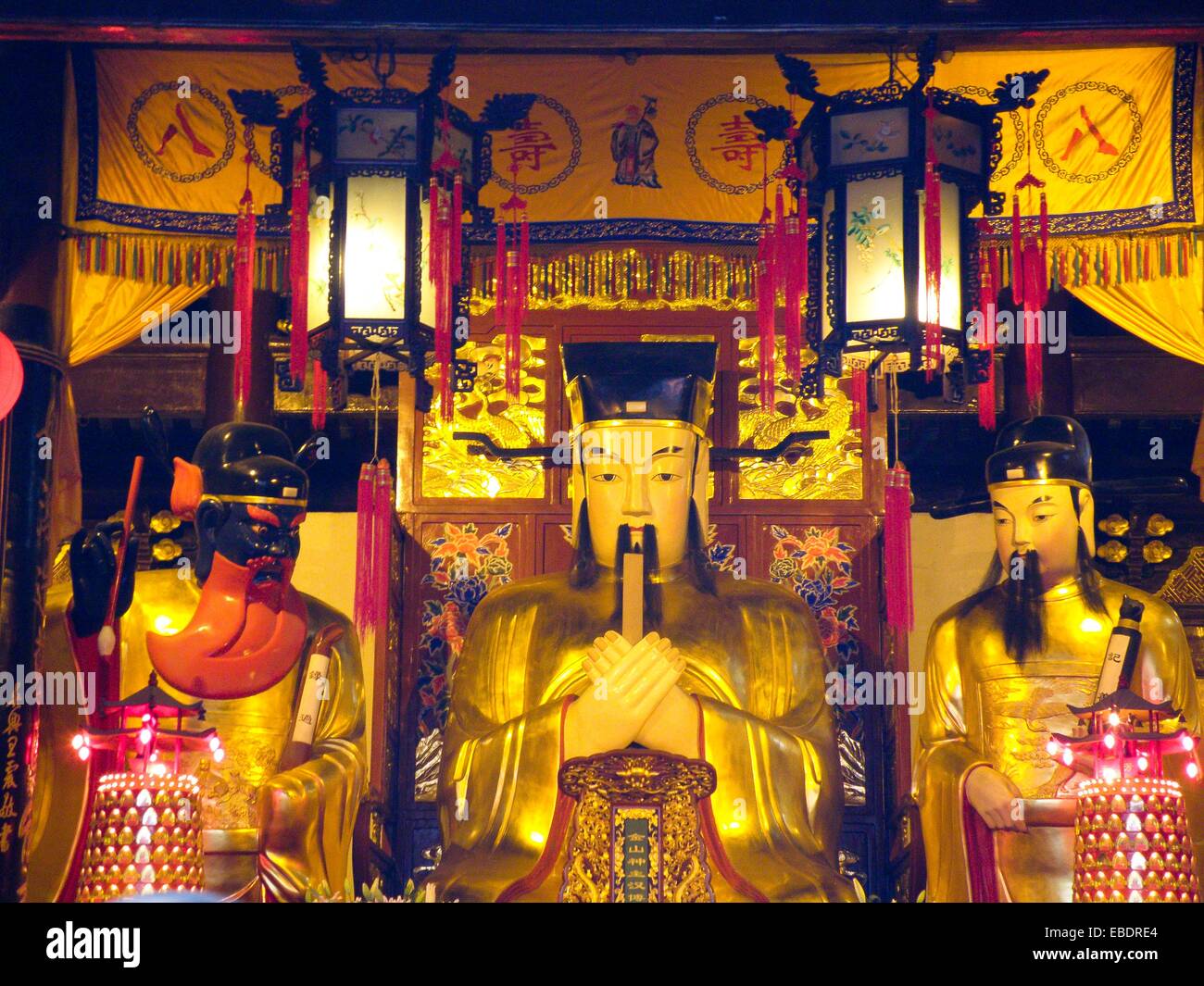 God temple hi-res stock photography and images - Alamy