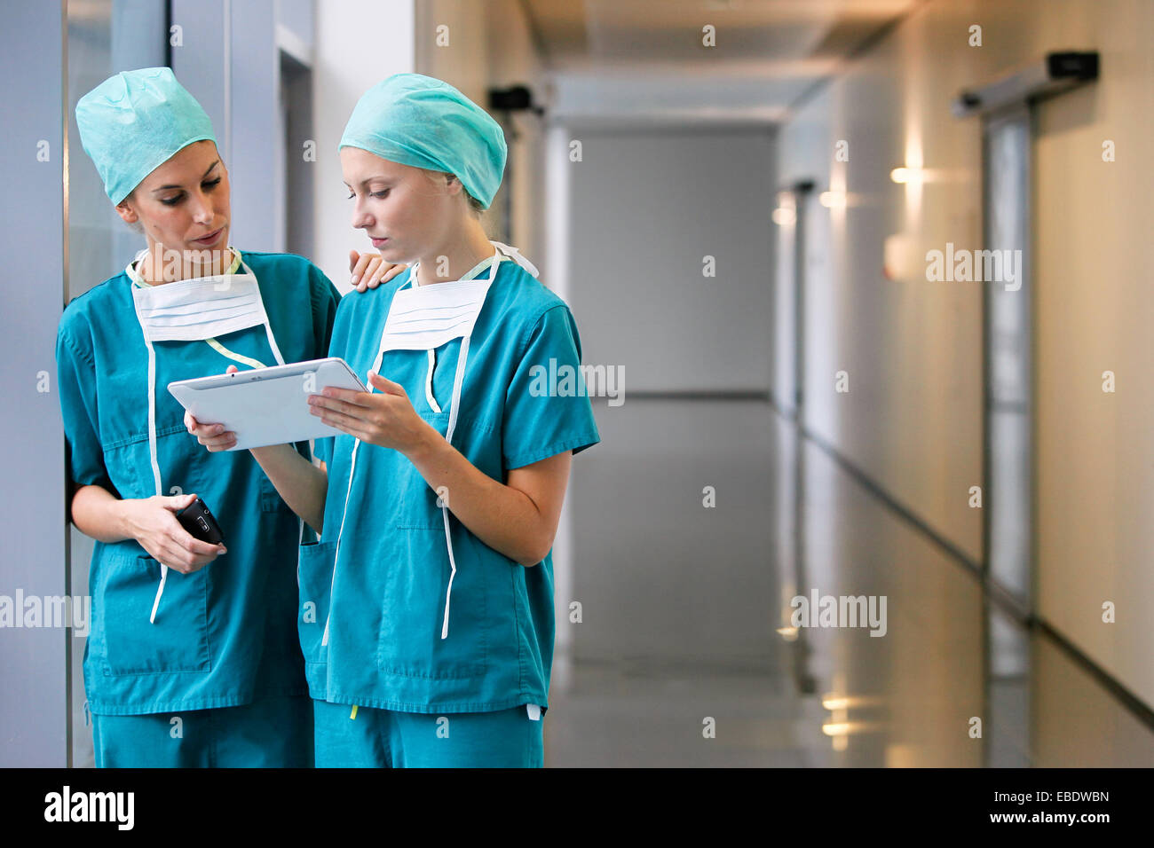 Telephone operating room hi-res stock photography and images - Alamy