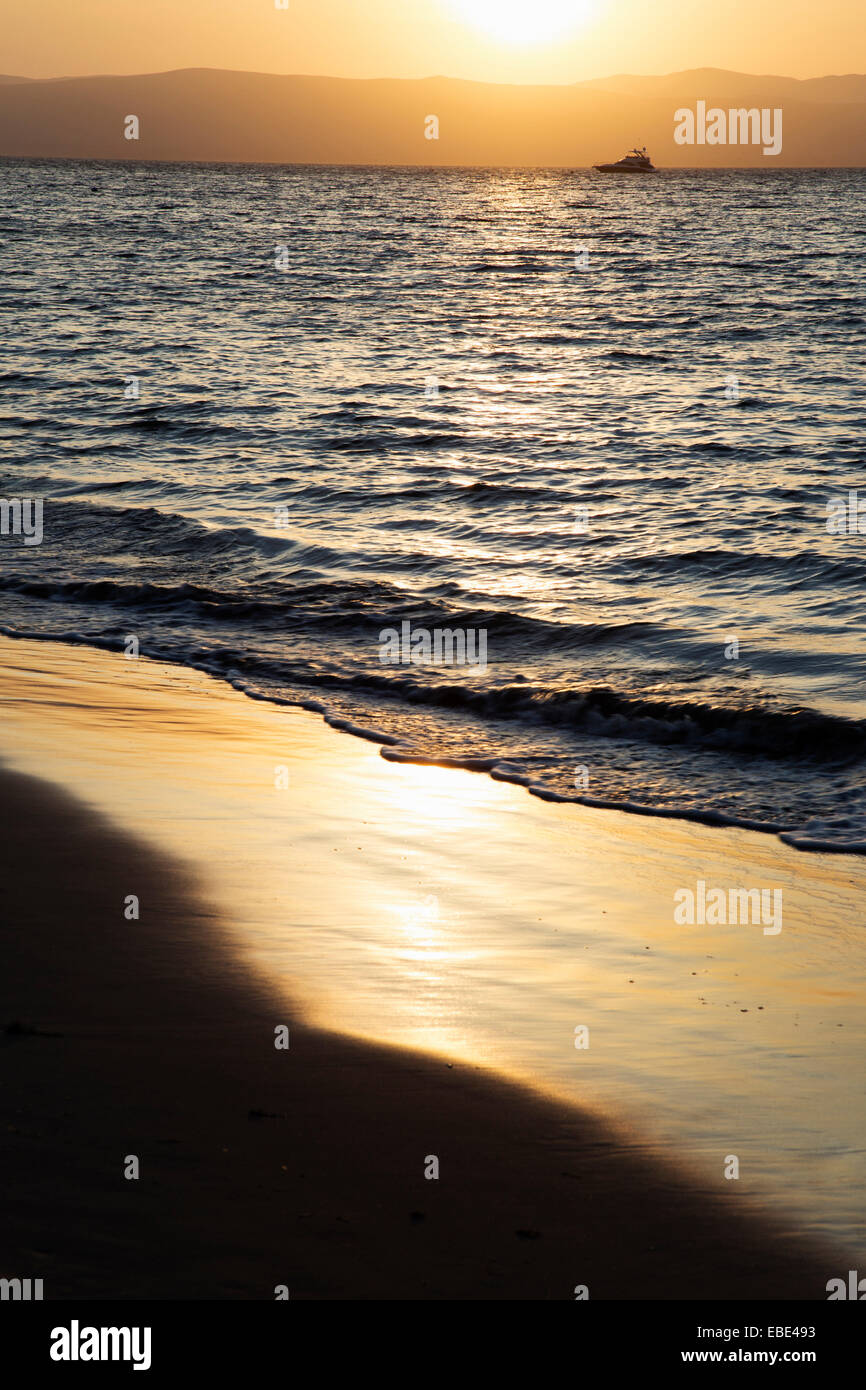Sunset at Beach, Paracas, Pisco, Ica Region, Peru Stock Photo - Alamy