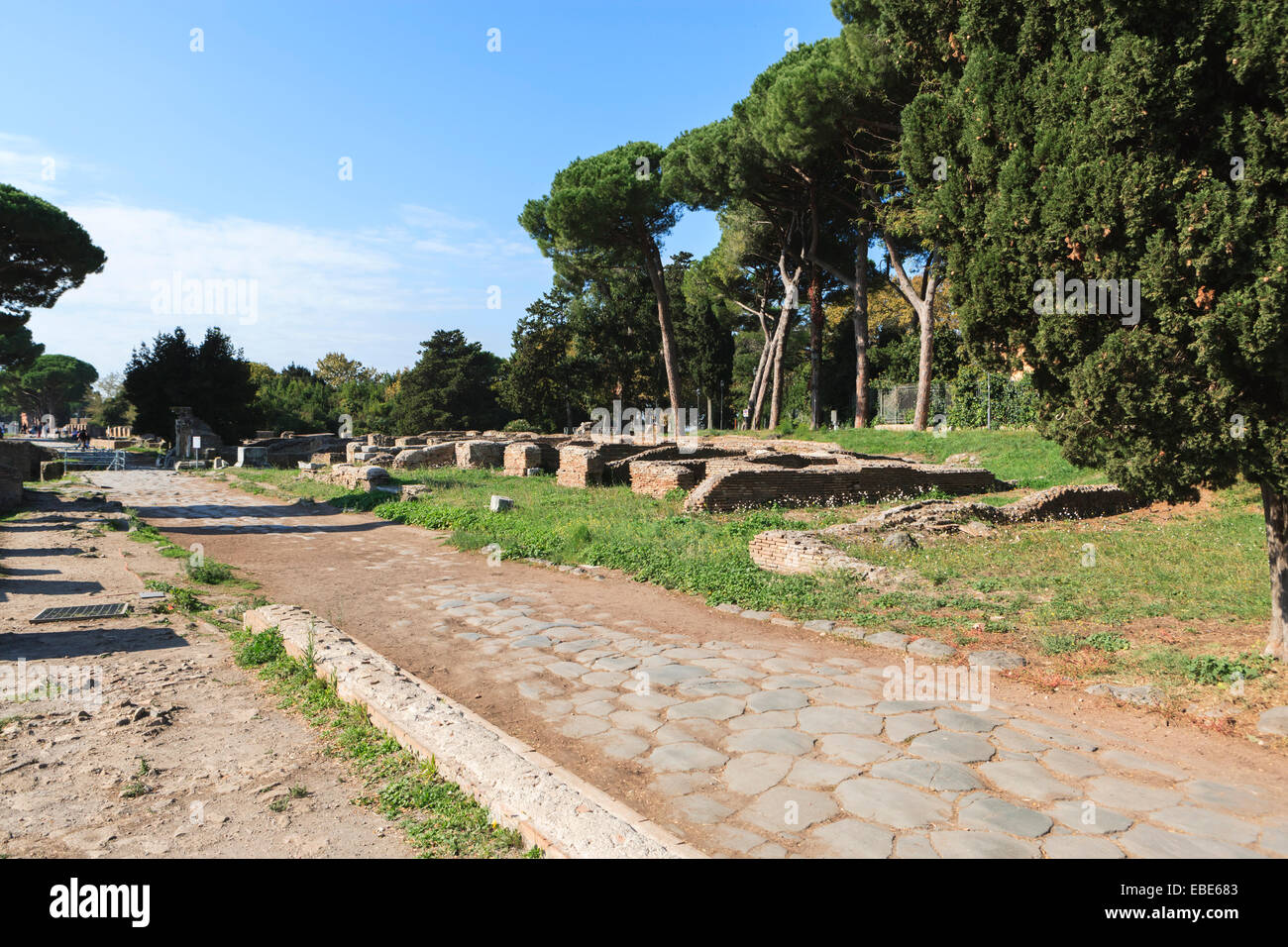 Ancient ostia building hi-res stock photography and images - Alamy