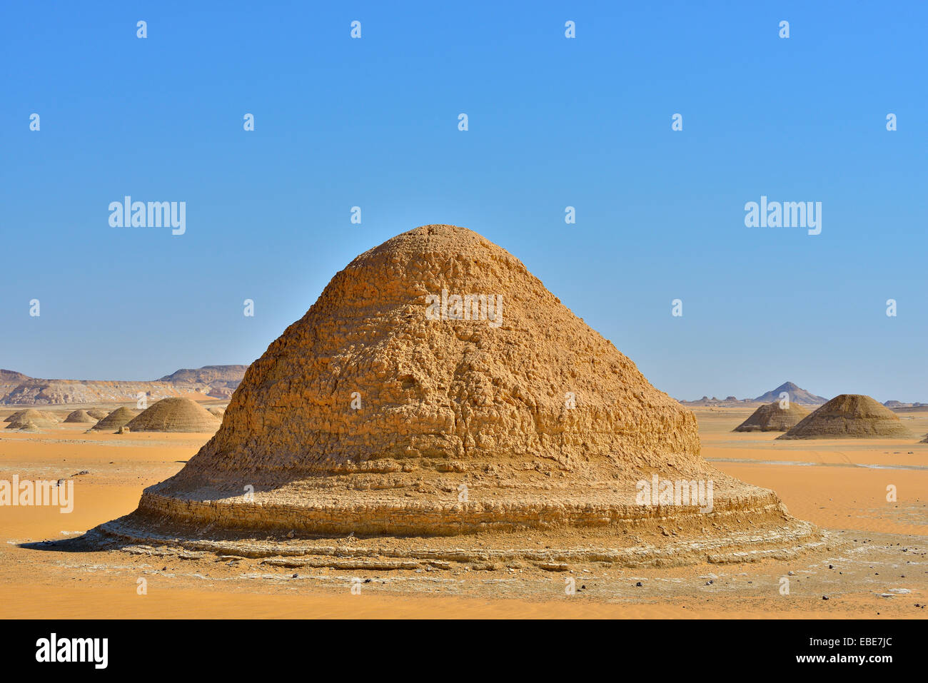 Rock Formation in White Desert, Libyan Desert, Sahara Desert, New ...