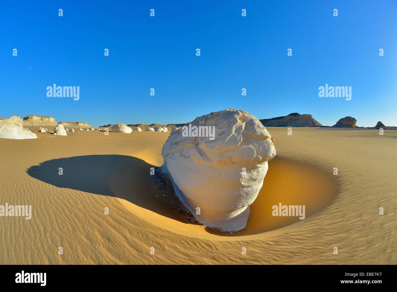 Rock Formation in White Desert, Libyan Desert, Sahara Desert, New ...