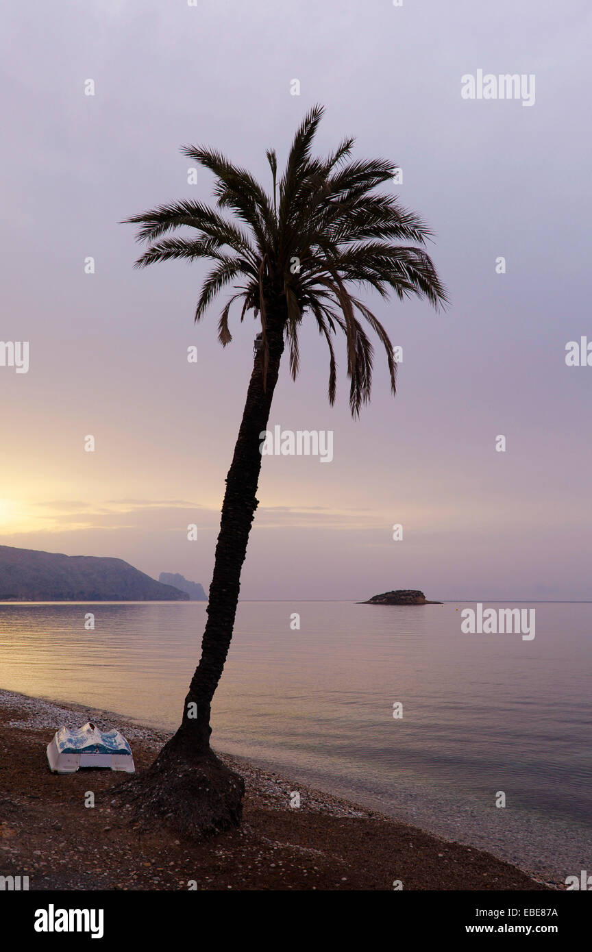 Olla blanca hi-res stock photography and images - Alamy