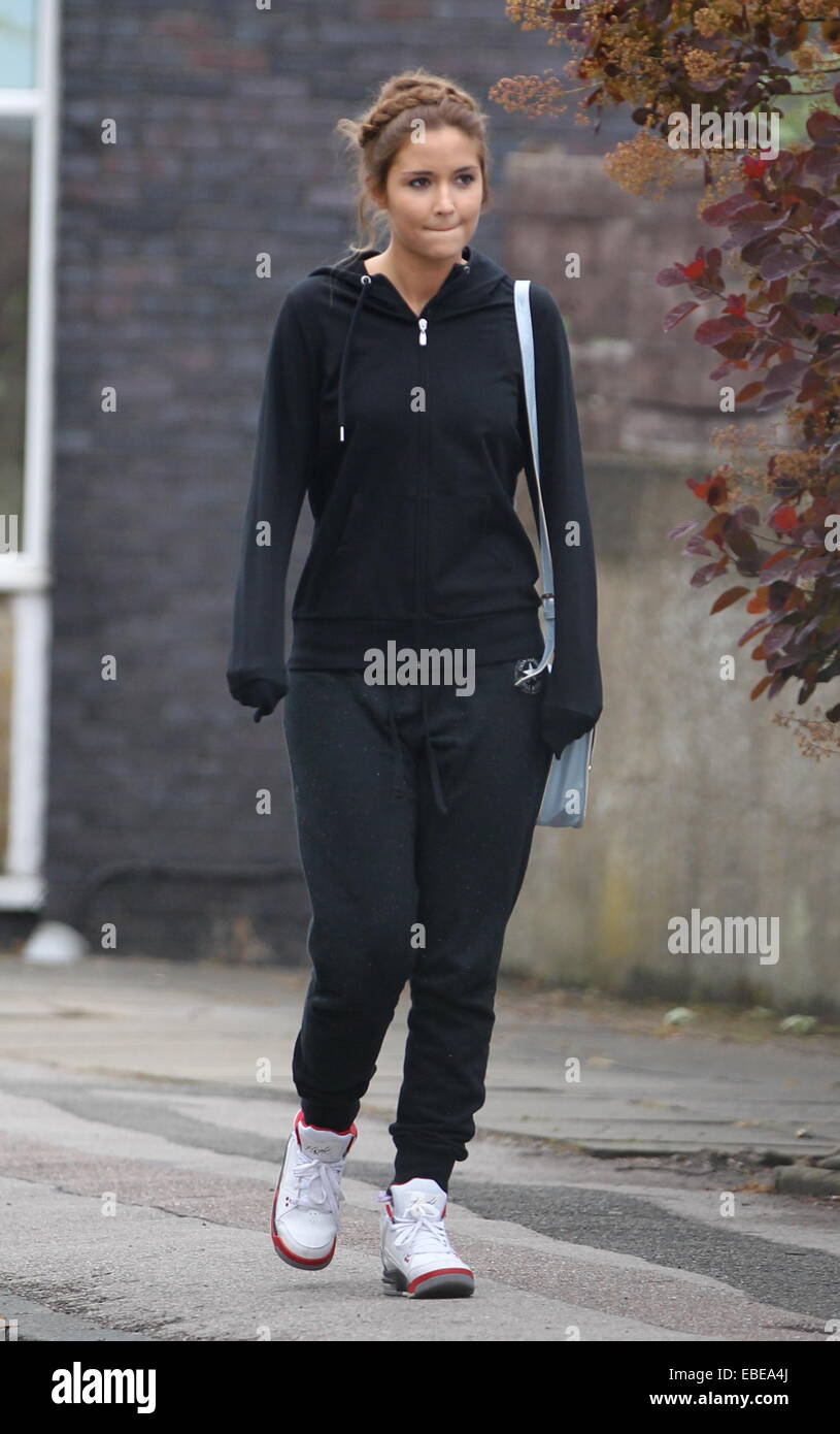 Jacqueline Jossa leaves the BBC Elstree Studios dressed down in a ...