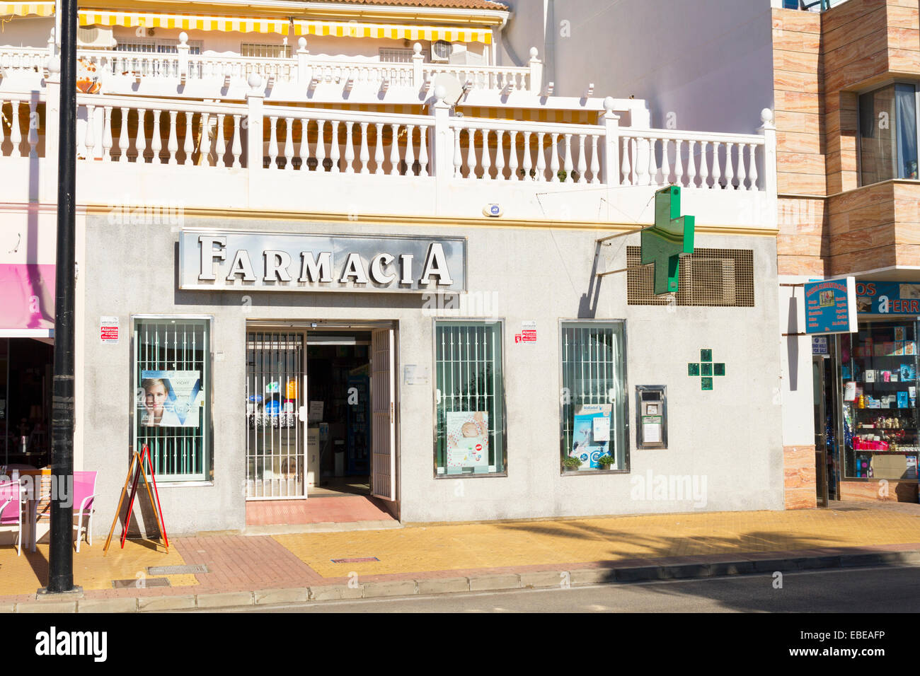 Spanish farmacia hi-res stock photography and images - Alamy