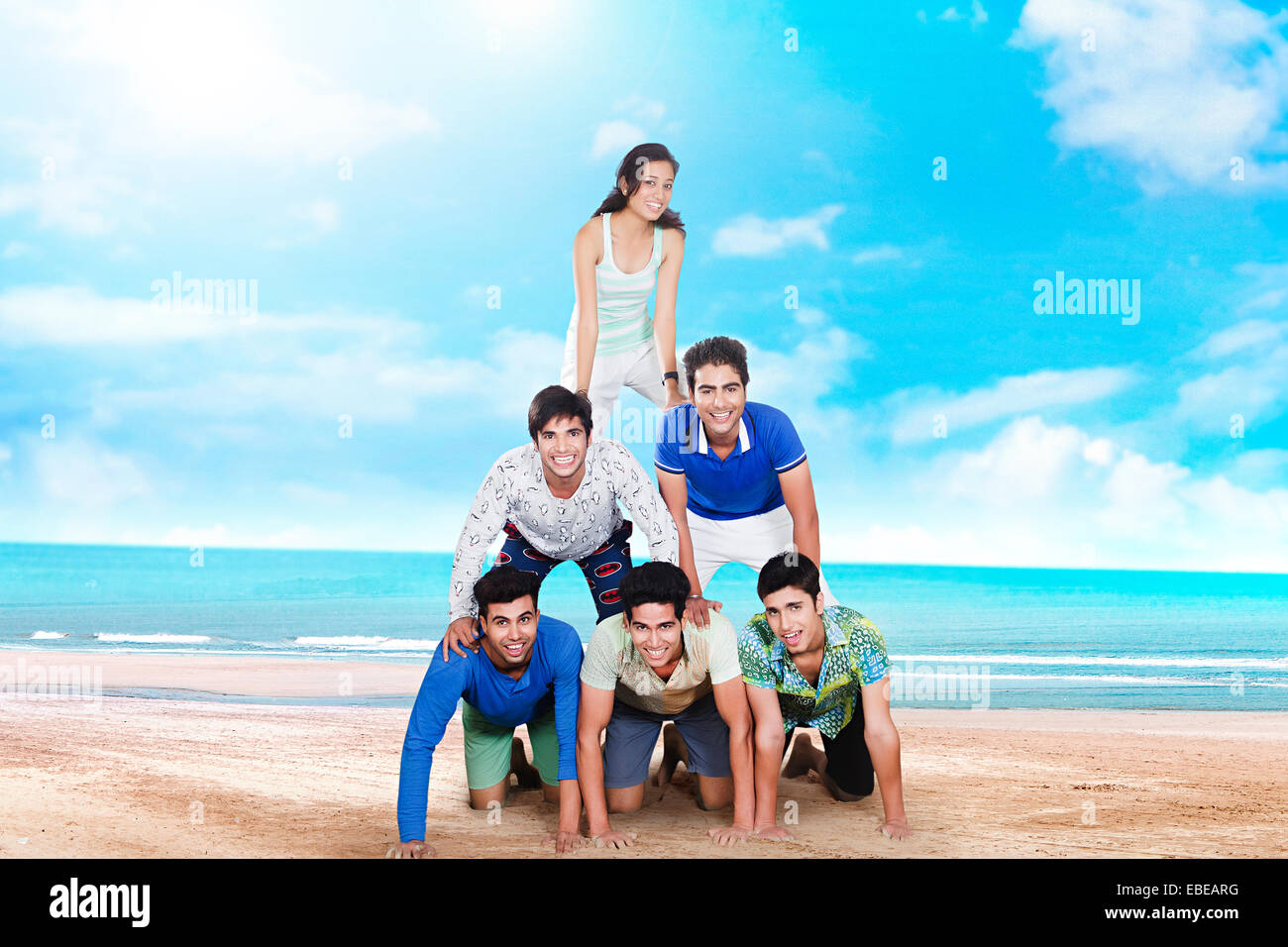 Human pyramid beach hi-res stock photography and images - Alamy