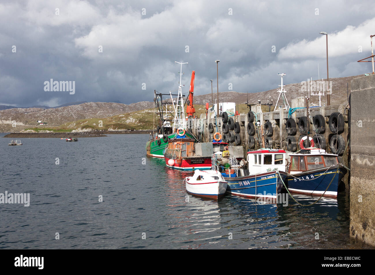 Scalpay Harbour. Scalpay of Harris, Outer Hebrides, Scotland Stock ...