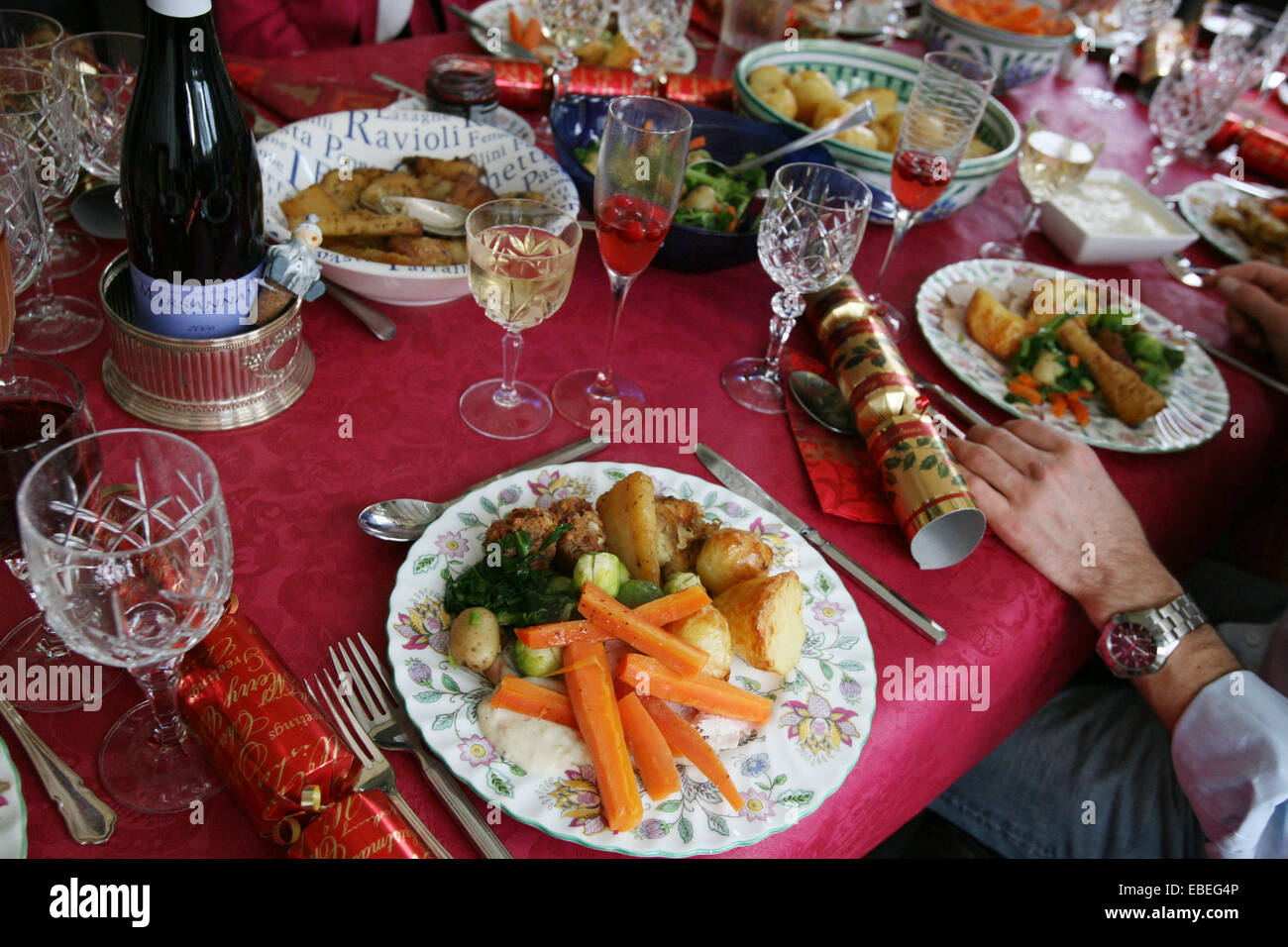 Traditional british christmas dinner hi-res stock photography and ...