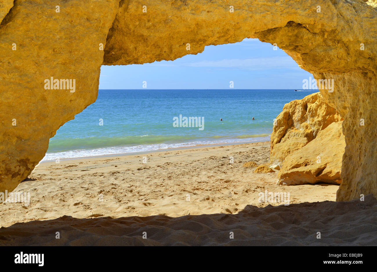 Impressive stone arch hi-res stock photography and images - Alamy