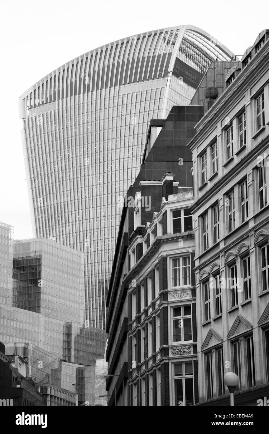 Uk modern commercial buildings Black and White Stock Photos & Images ...