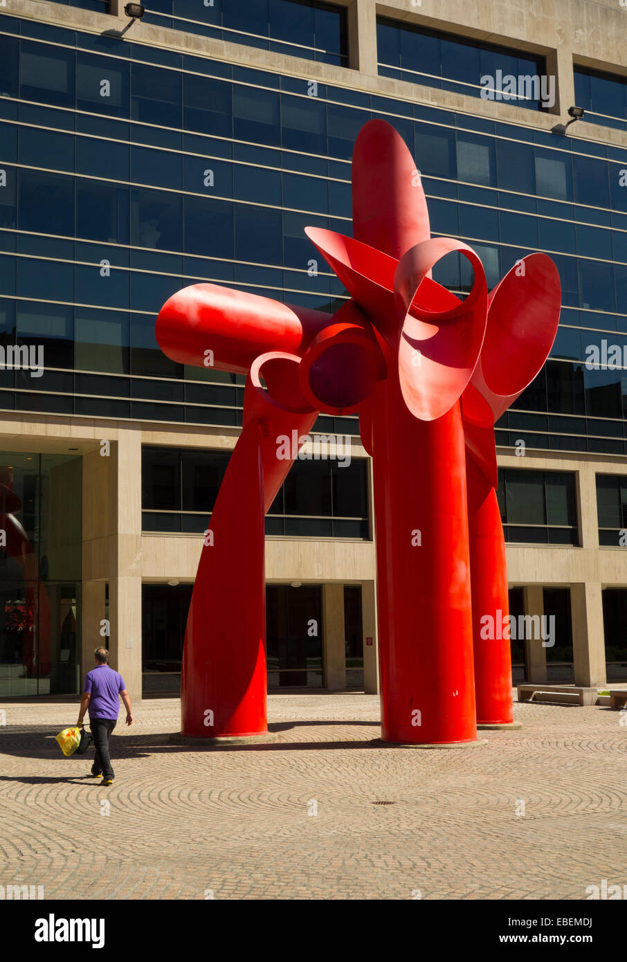 Robert Giaimo federal building in New Haven CT Stock Photo - Alamy