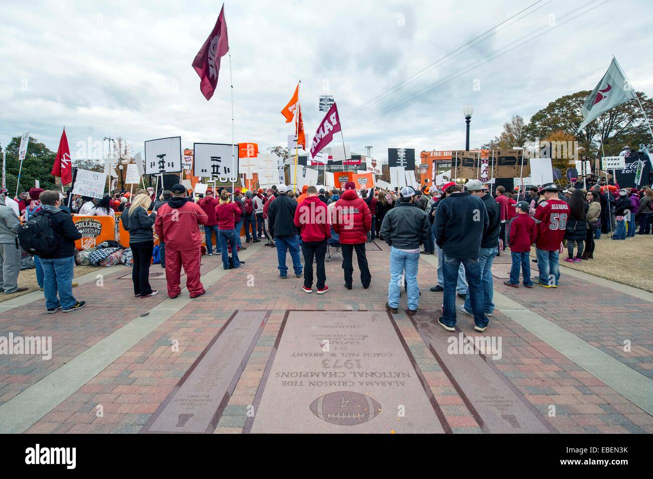 Tuscaloosa, Alabama, USA. 29th Nov, 2014. Fans crowd around the ESPN ...