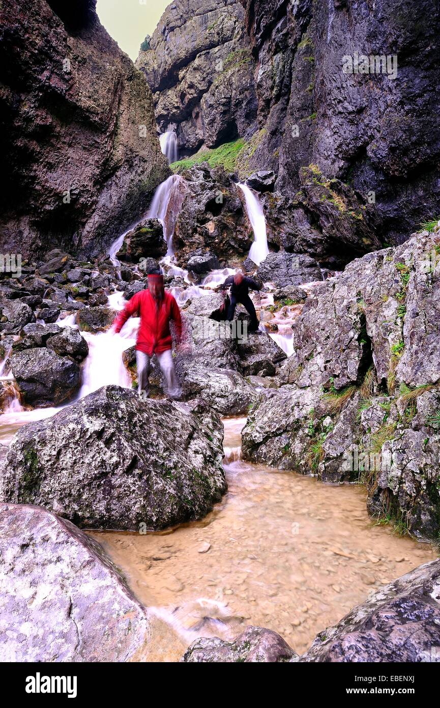 Gordale scar waterfalls hi-res stock photography and images - Alamy