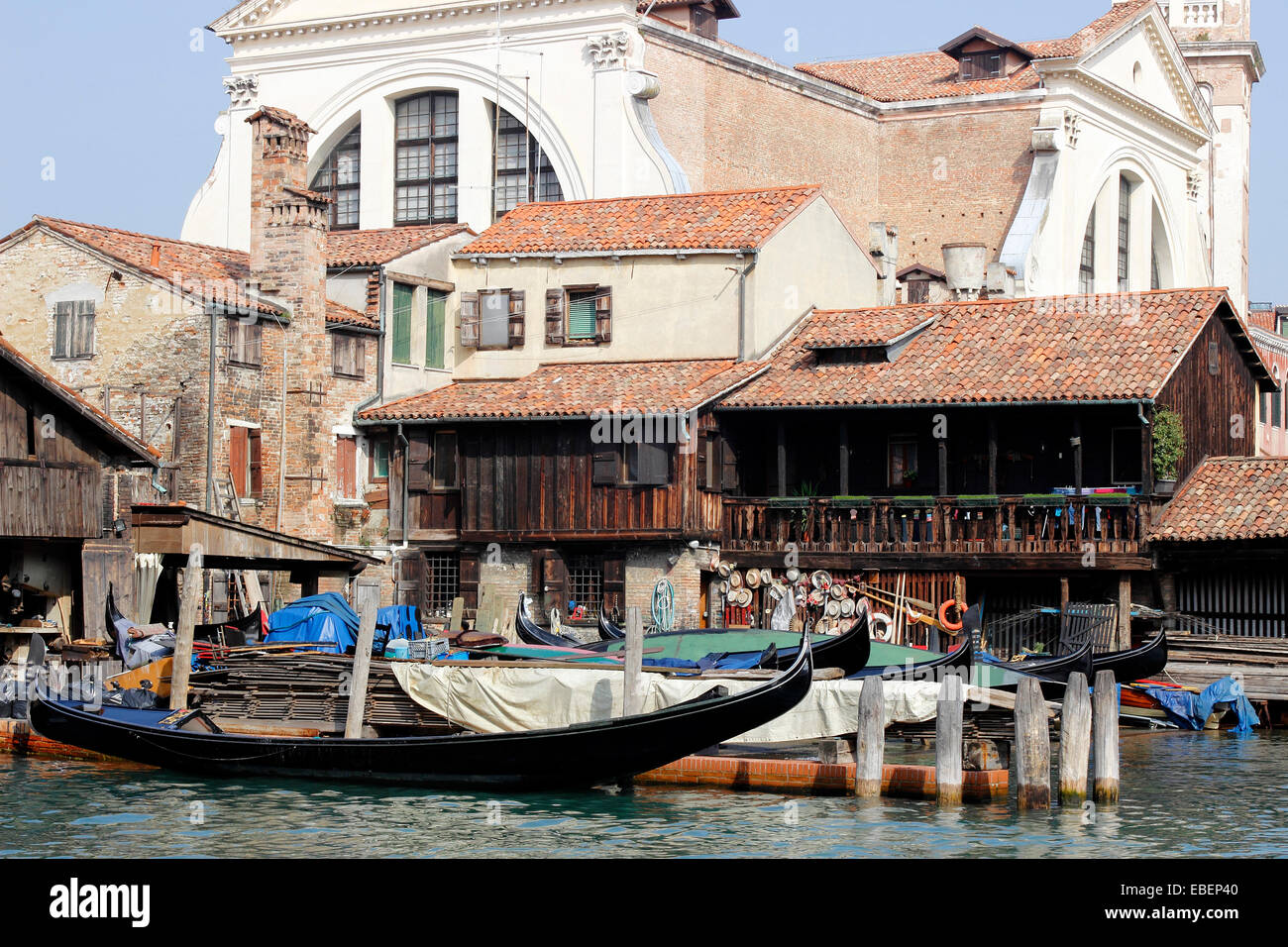 Venice boat builder hi-res stock photography and images - Alamy