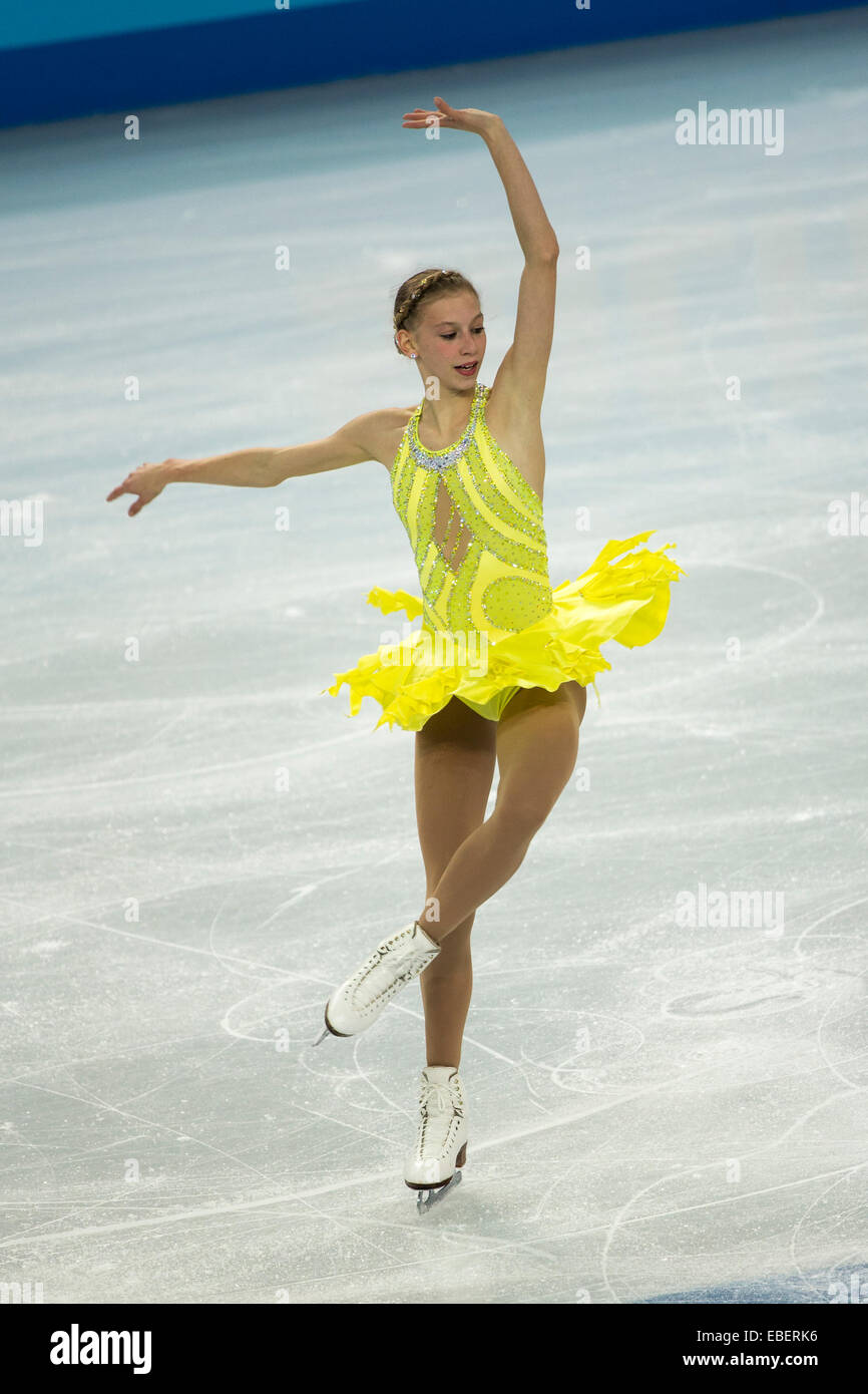 Polina Edmunds Olympics Yellow