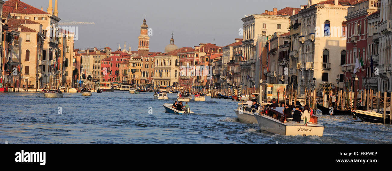 Venice italy boats hi-res stock photography and images - Alamy