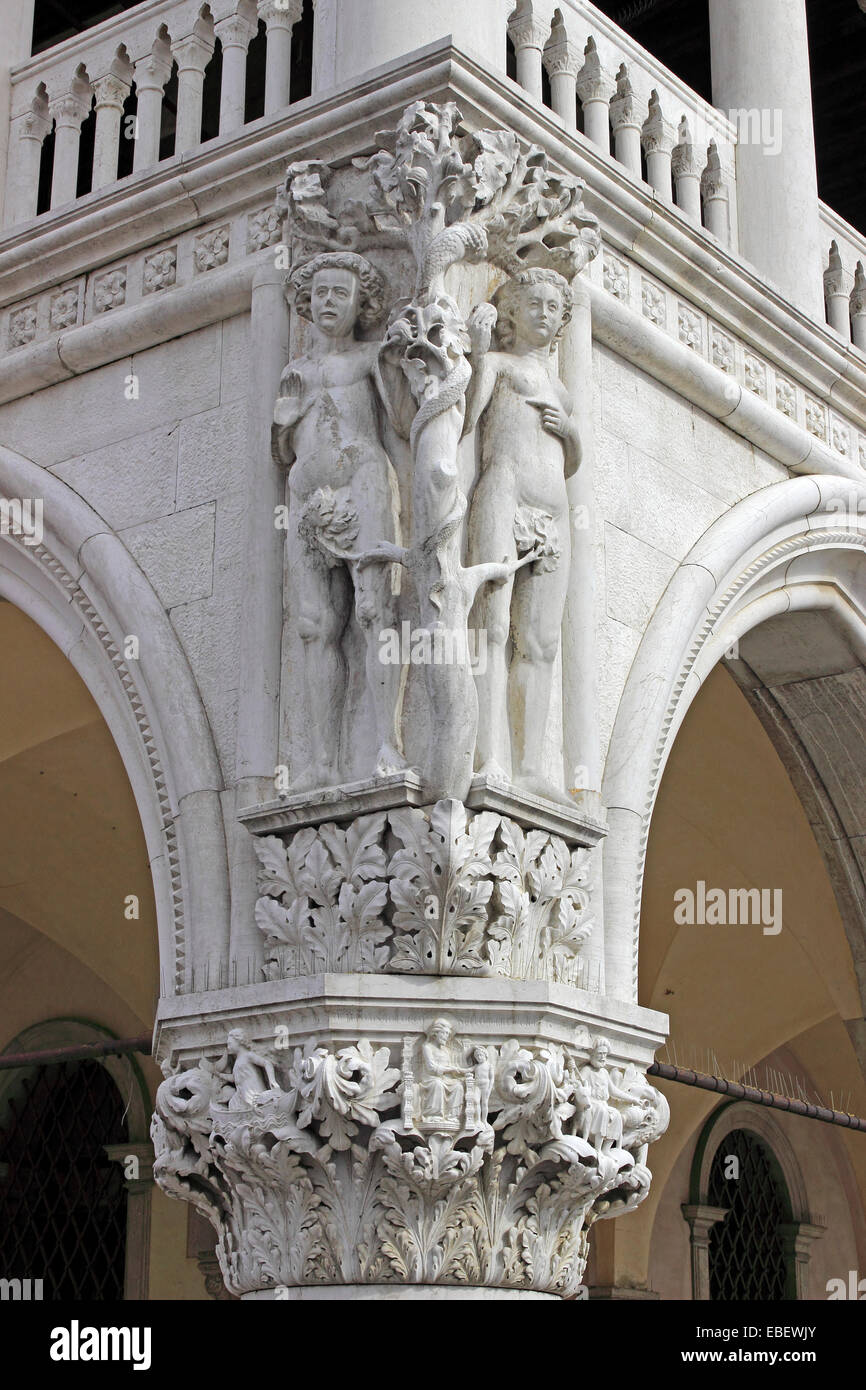 Venice San Marco statue of Adam and Eve on Doges palace Stock Photo - Alamy