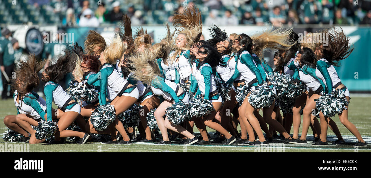 November 23, 2014: The Philadelphia Eagles Cheerleaders in action ...