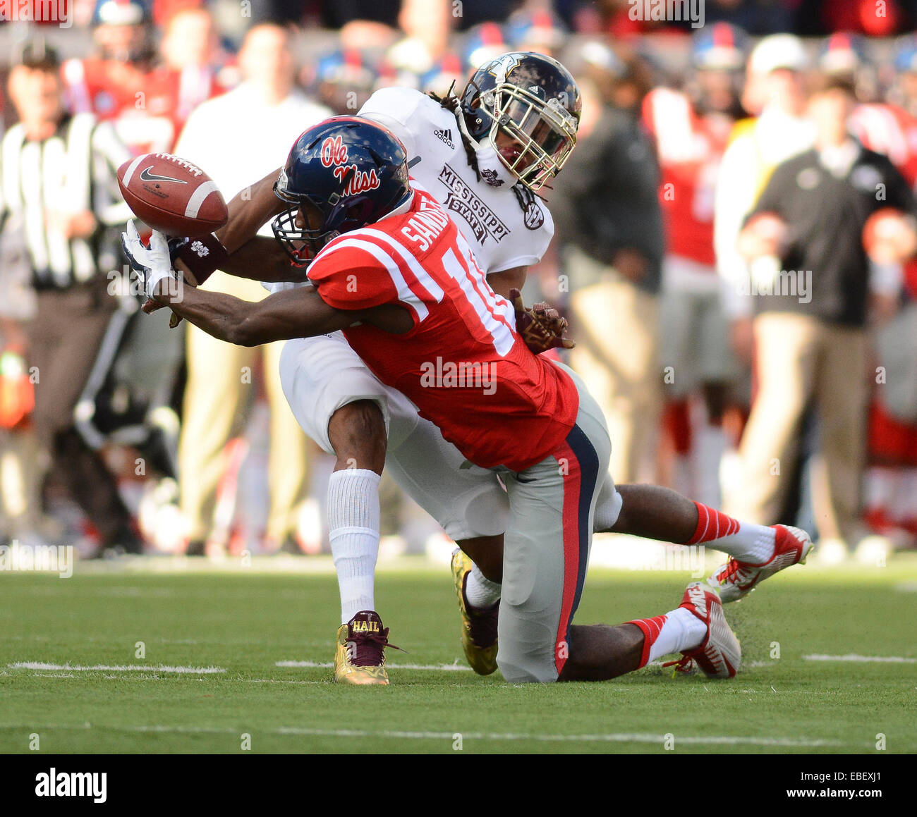 Ole miss mississippi state football hi-res stock photography and images ...