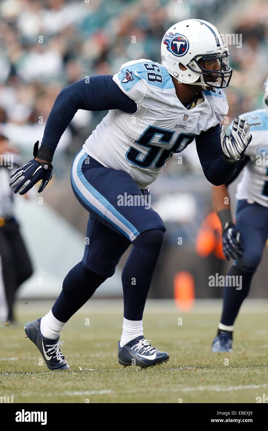 Linebacker shaun phillips hi-res stock photography and images - Alamy