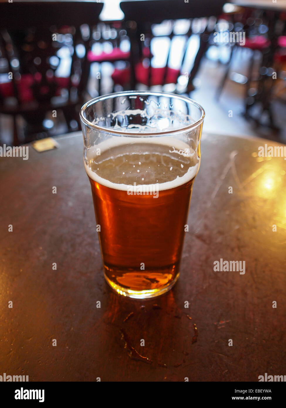 English ale hi-res stock photography and images - Alamy
