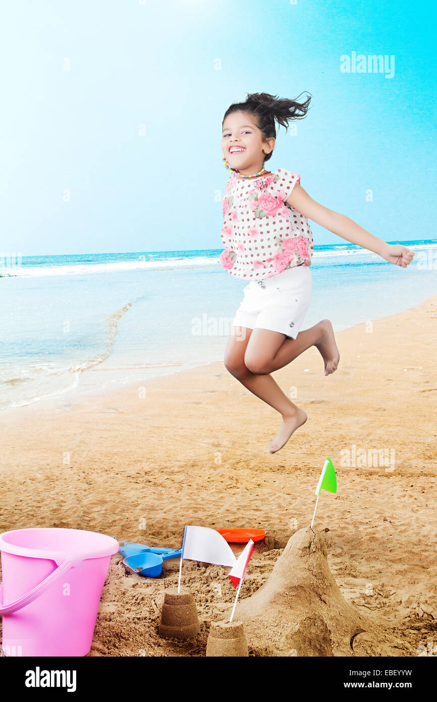 Adult child sea beach hi-res stock photography and images - Alamy