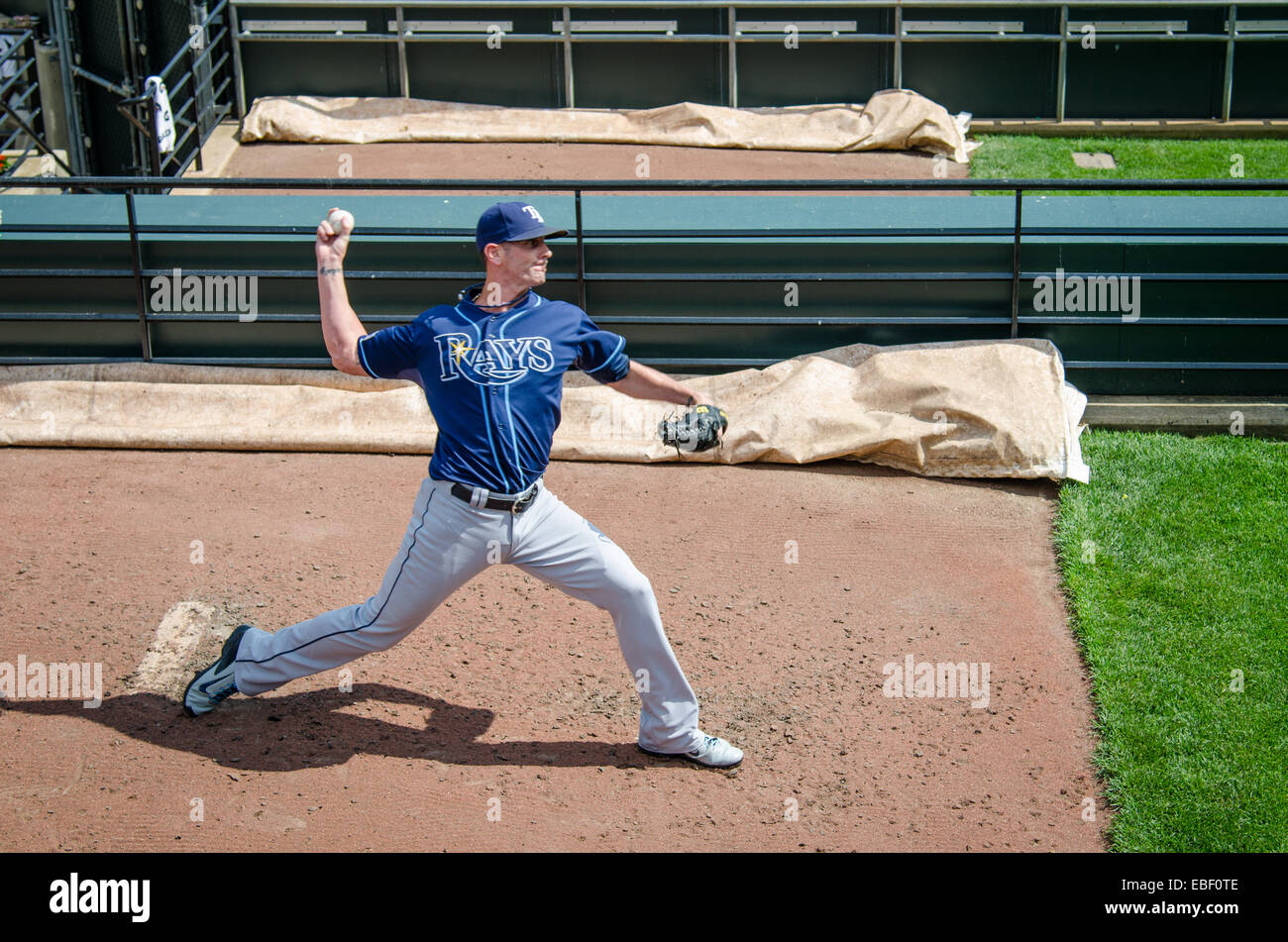 Baseball pitcher throwing pitch High Resolution Stock Photography and ...