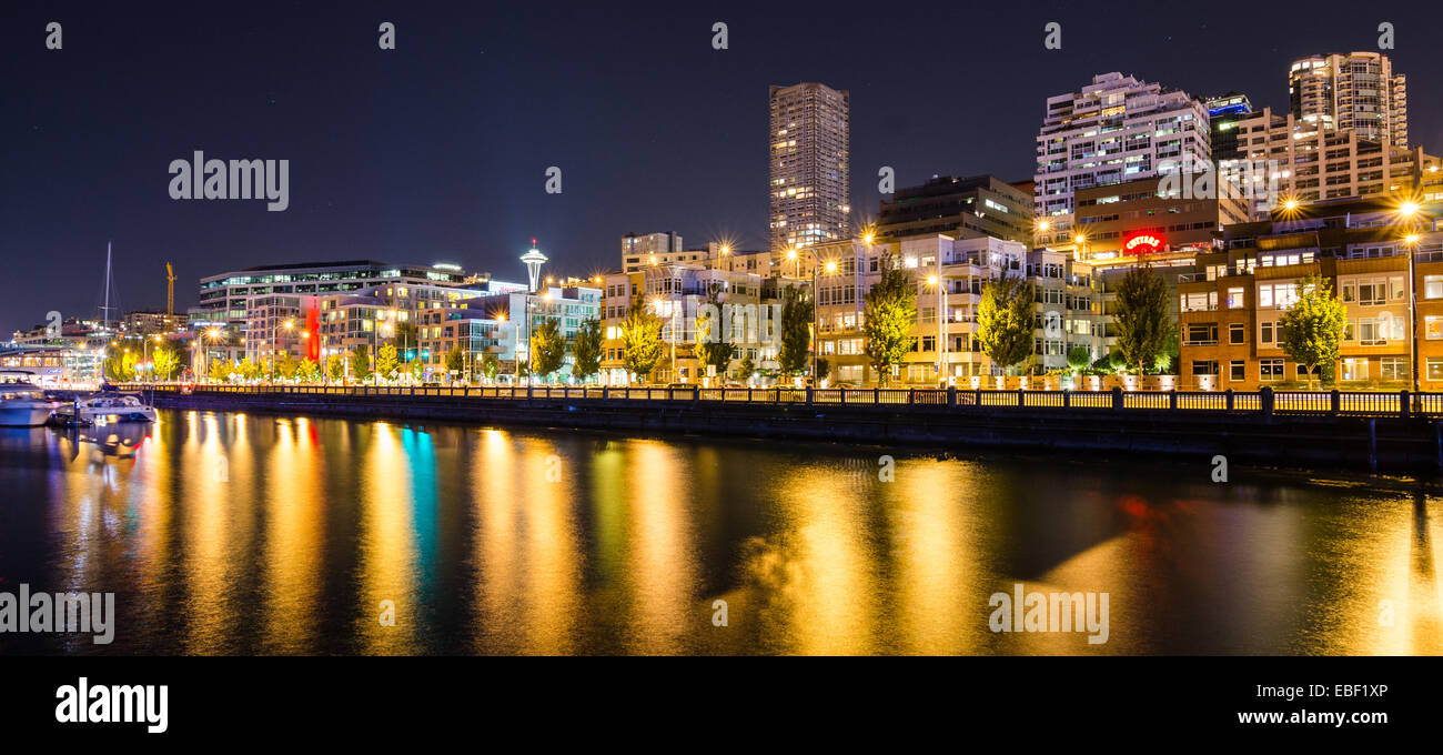 Seattle boardwalk hi-res stock photography and images - Alamy