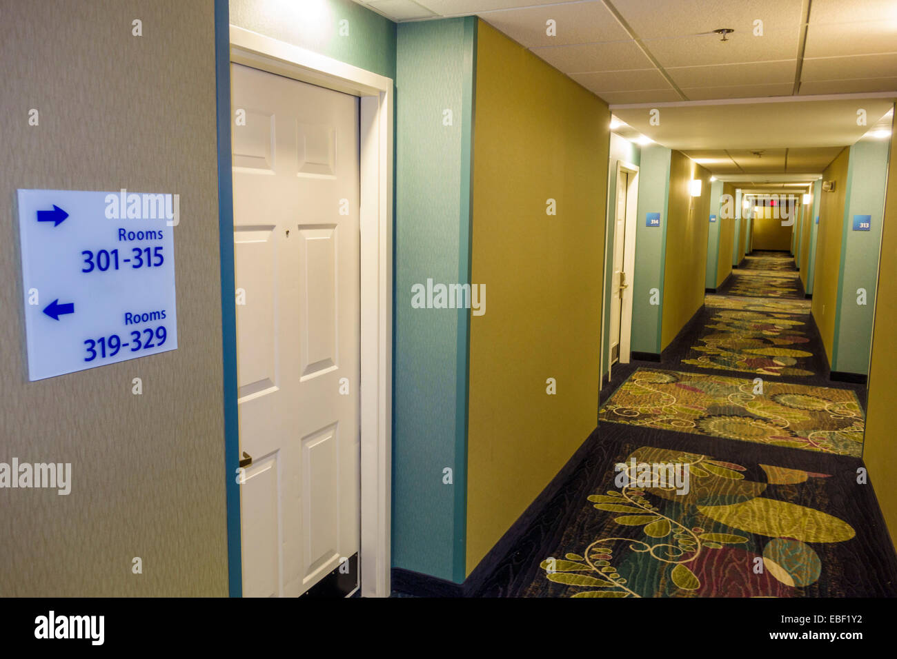 Guest Room Door Stock Photos & Guest Room Door Stock Images - Alamy