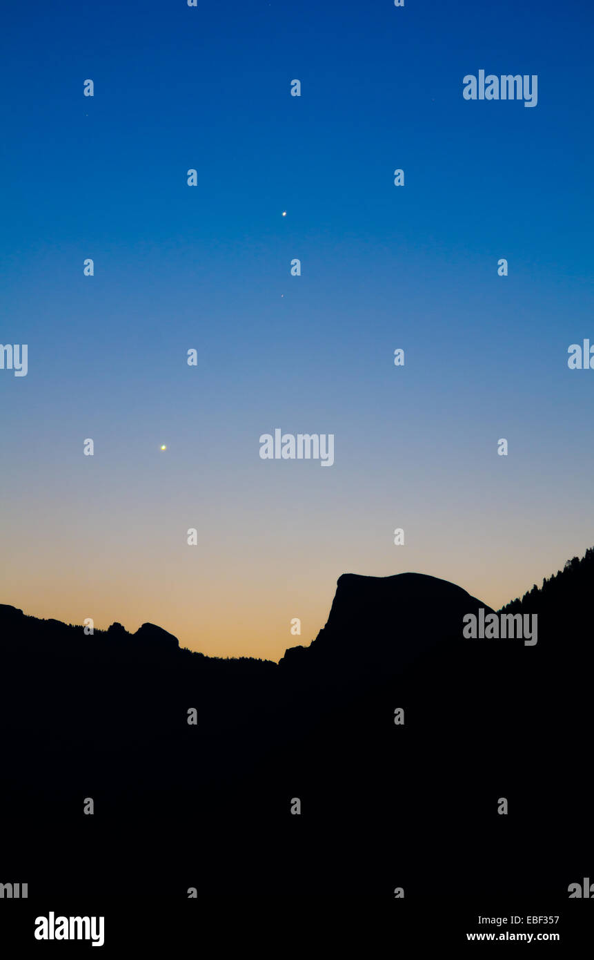 Dawn breaking hi-res stock photography and images - Alamy