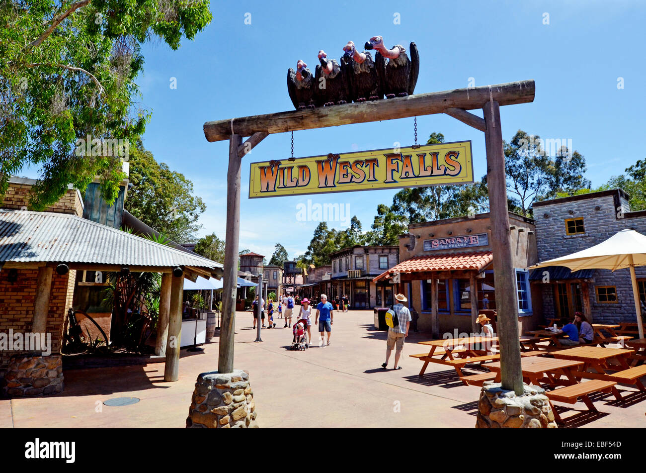 Gold Coast Attractions High Resolution Stock Photography and Images - Alamy