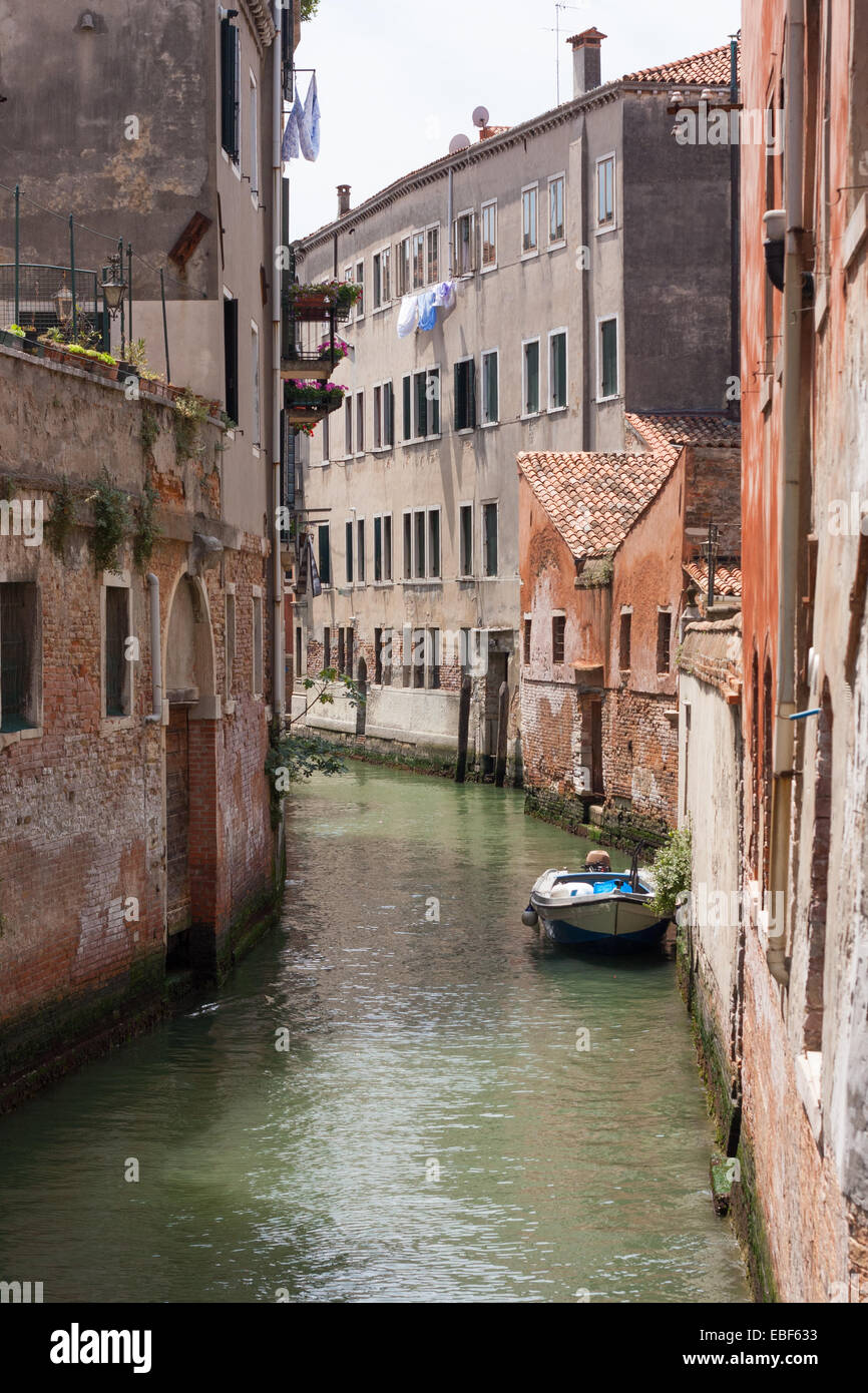 Venice canal hi-res stock photography and images - Alamy