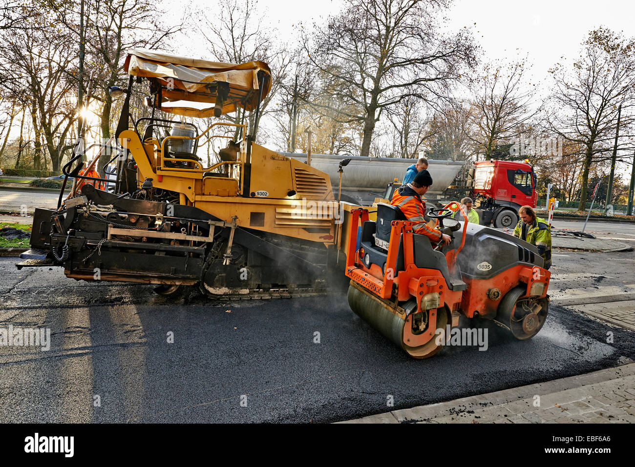Asphalt Spreader High Resolution Stock Photography and Images - Alamy