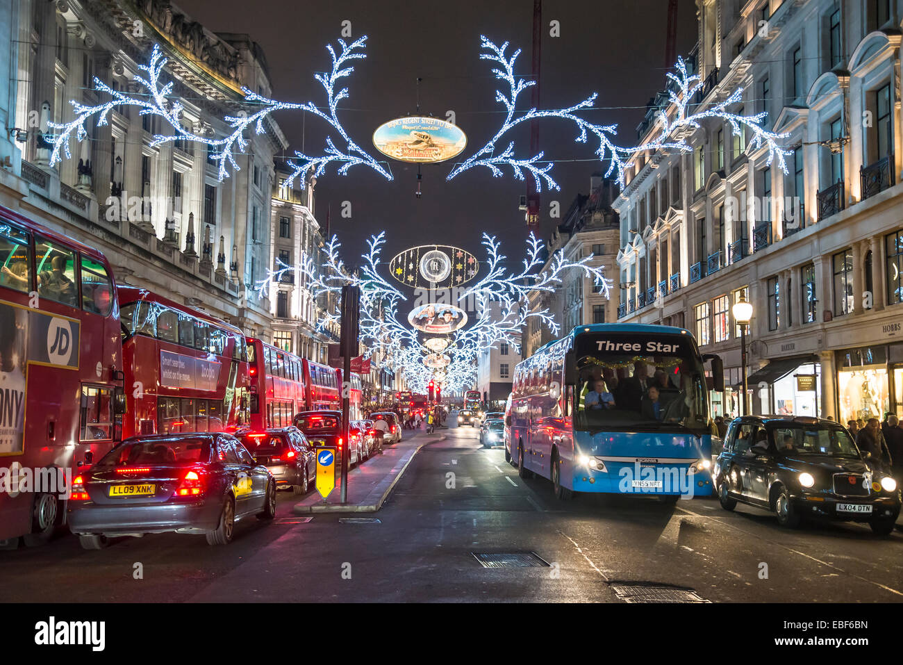 Uk traffic lights hi-res stock photography and images - Alamy