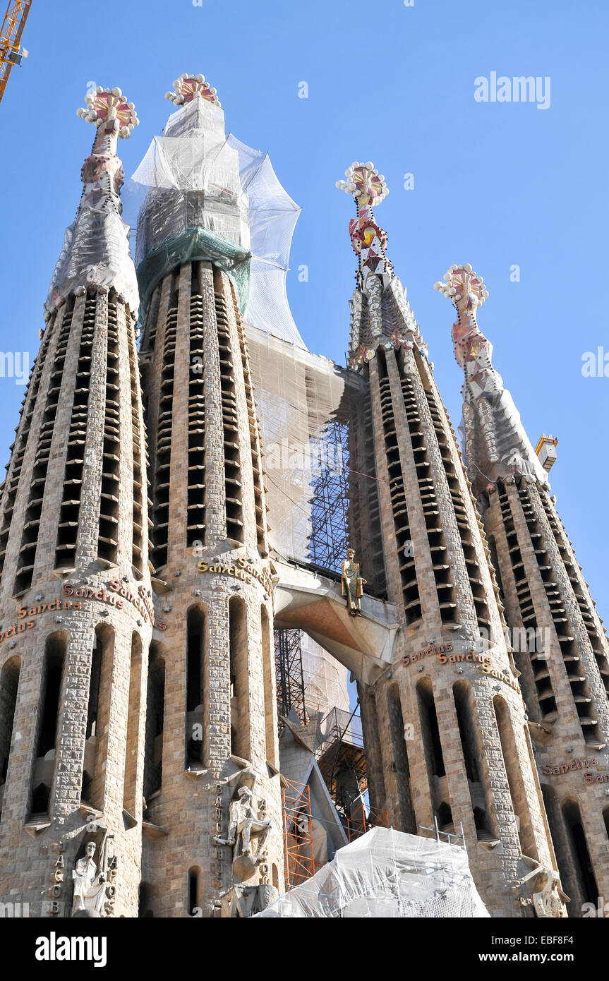 La Sagrada Familia, Roman Catholic basilica under construction in ...