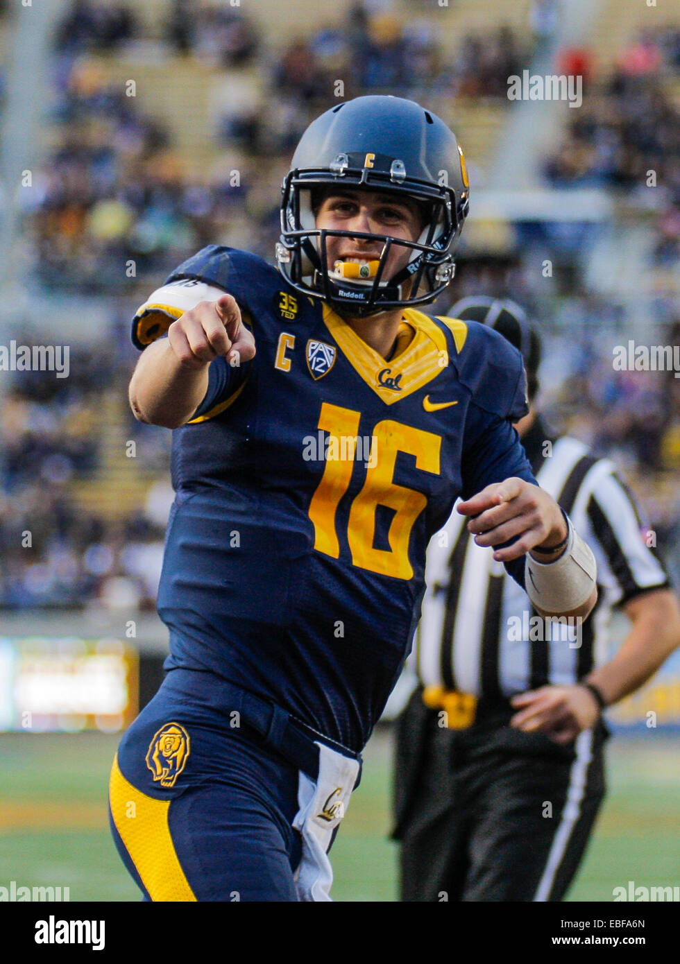 Jared goff after touchdown hi-res stock photography and images - Alamy