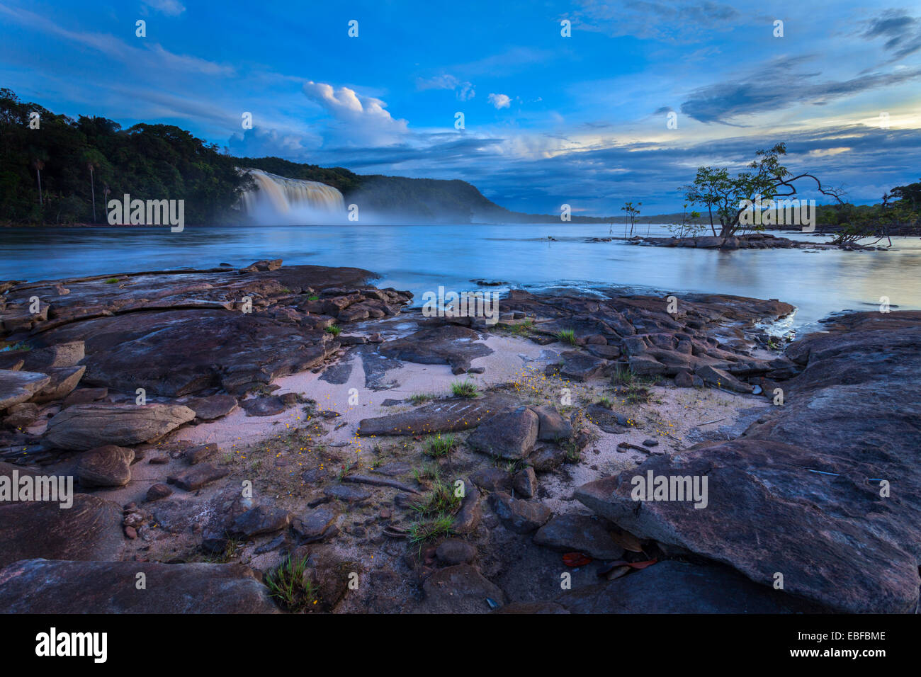 Evening photograph of a waterfall in Canaima, Venezuela Stock Photo - Alamy