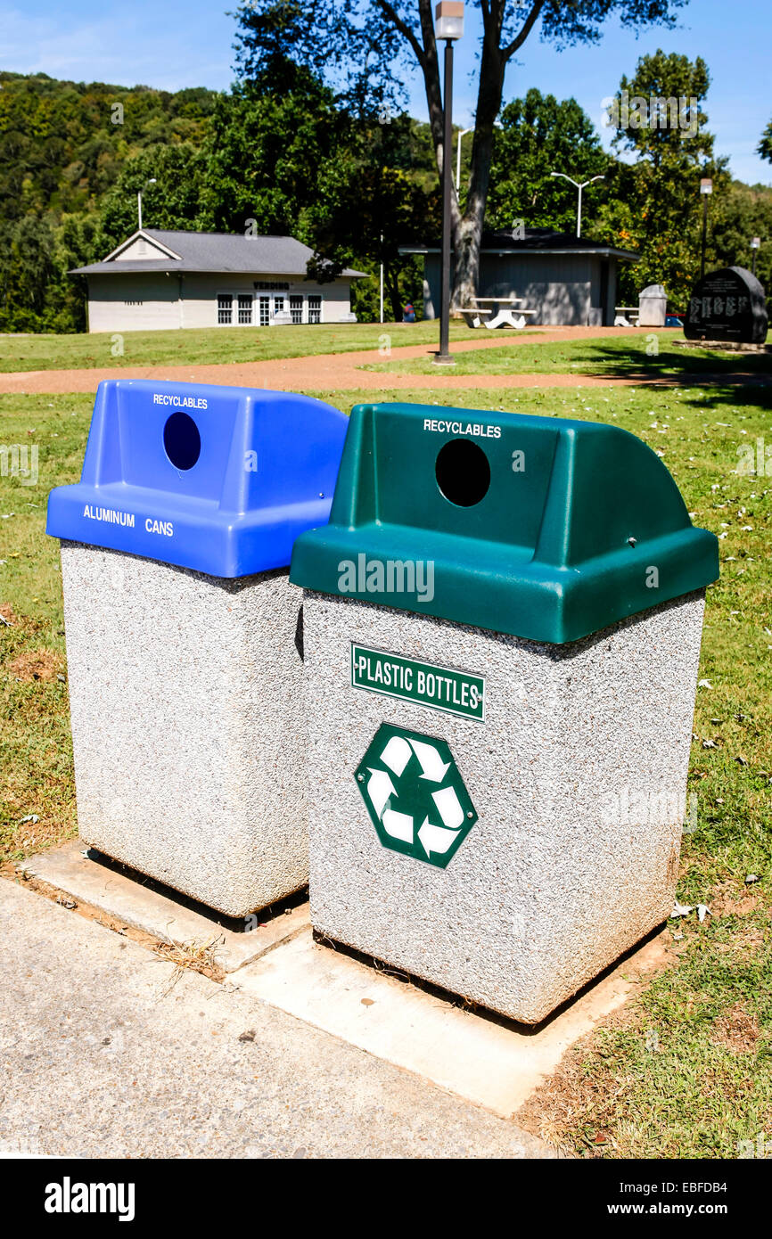 Recycling hi-res stock photography and images - Alamy