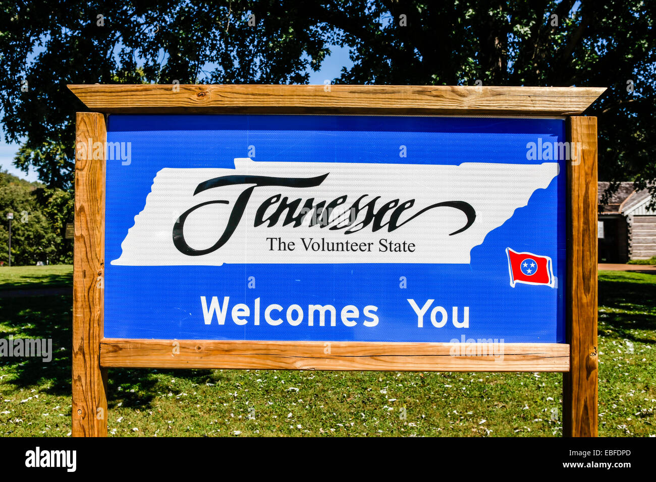 Tennessee Welcomes You - State Welcome center sign Stock Photo - Alamy