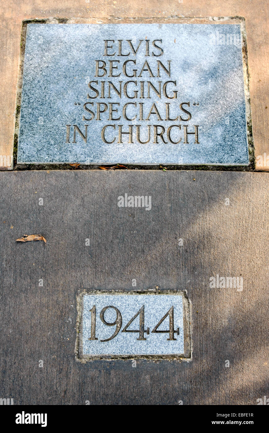 Life dedication plaque to Elvis - 1944 Elvis began singing specials in ...